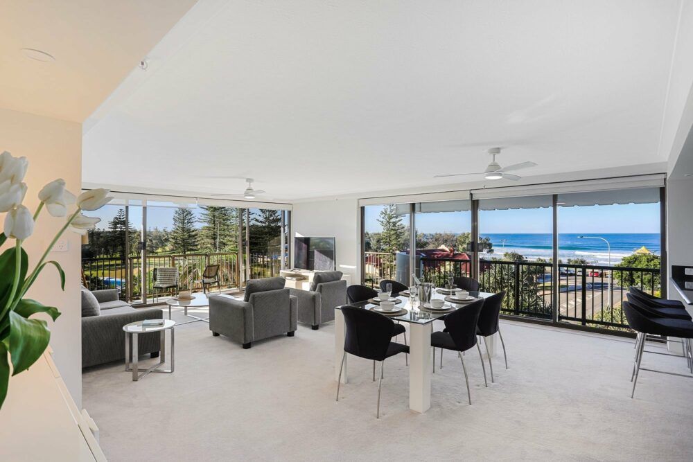 Main Beach Accommodation Gold Coast - DeVille Apartments